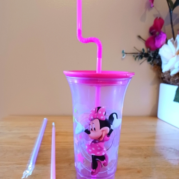 Disney | Other | Youre A Star Disney Minnie Mouse Cup Plus 2 New Straws ...